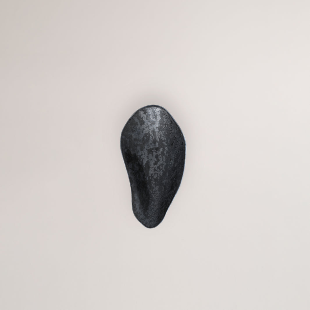 Graphite Grey – Sarah-Linda